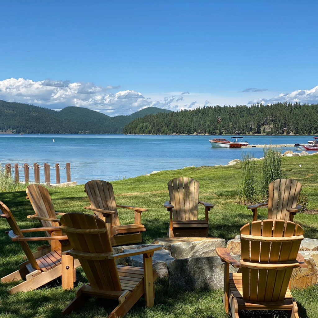 Luxury Lakefront Escapes: Where to Find the Best Views and Accommodations